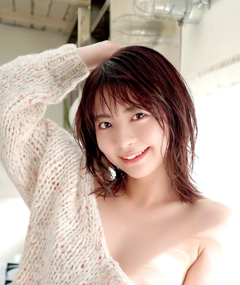 LINX@AVプロダクション on Twitter: "東條なつちゃん@_tojo_natsu 発売中の週刊アサヒ芸能に 7ページも載せていただいてます！ 全裸撮り下ろし7ページ👀 天気予報で ...