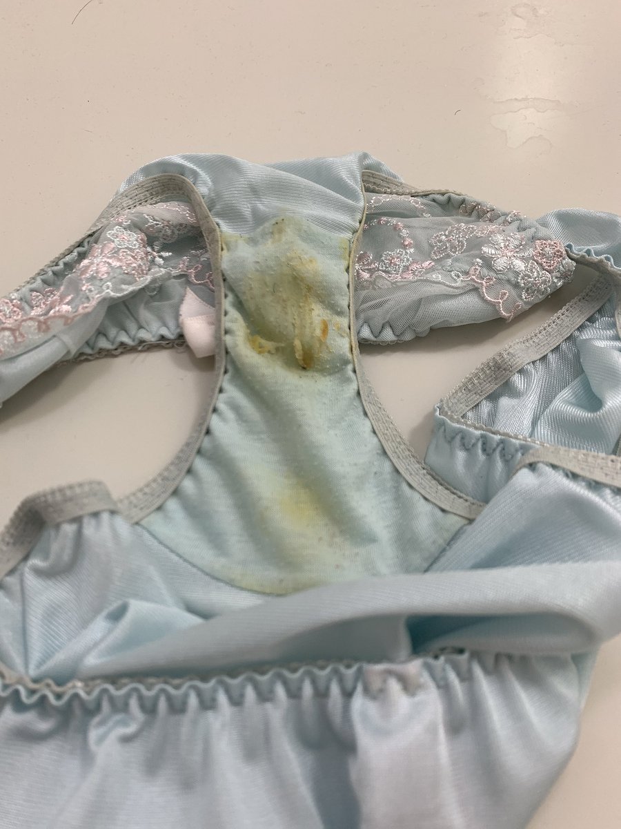 酸酸味的香女孩 On Twitter 内裤的痕迹太大了,味道锁在裆部棉质里面了。谨慎入手哈 原味内衣 原味内裤 原味丝袜