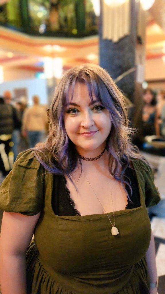 Binary Bee (She/Her) on Twitter: "Artist vs The Art 💜"