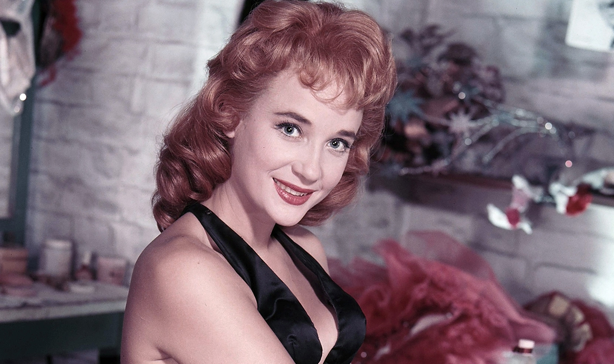 Ice Cold in Alex star Sylvia Syms dies at 89 as family share heartbreaking statement | Daily ...