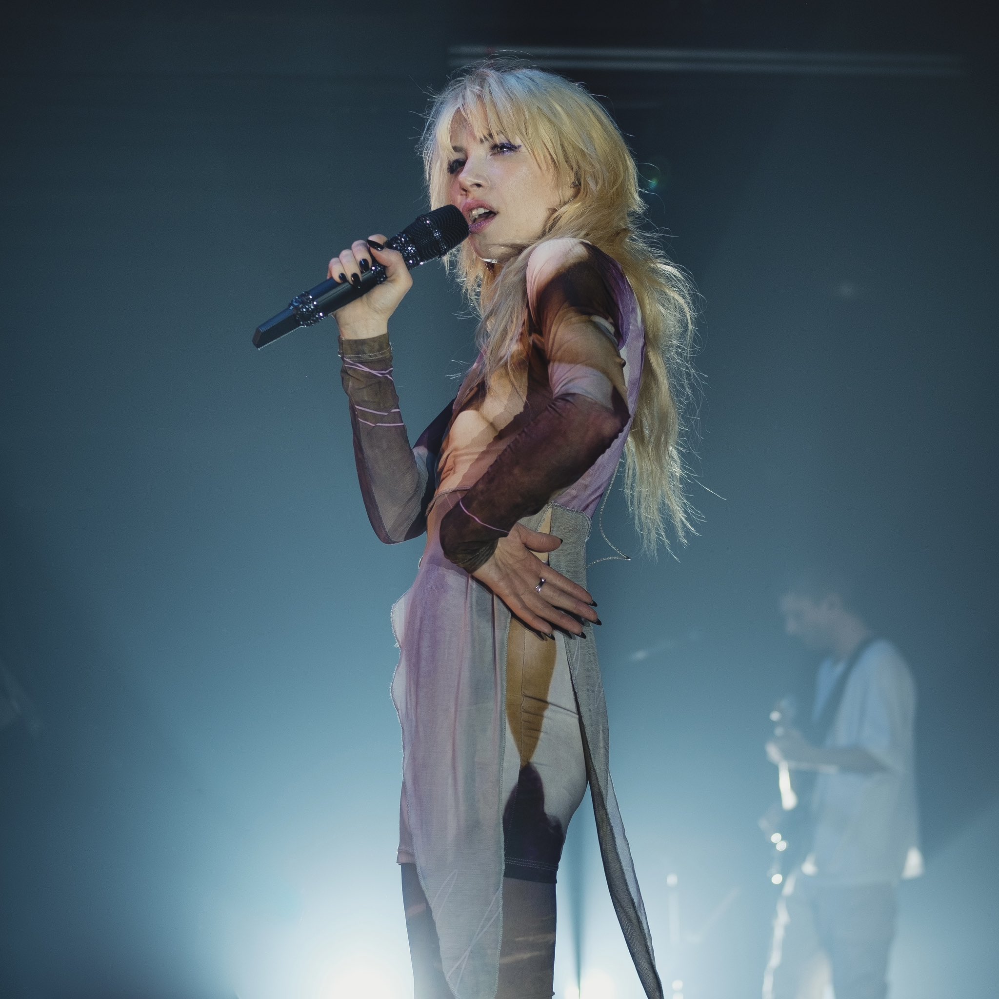 Carly Rae Jepsen on Twitter: "Looking back on some of the fabulous designers who helped the So ...