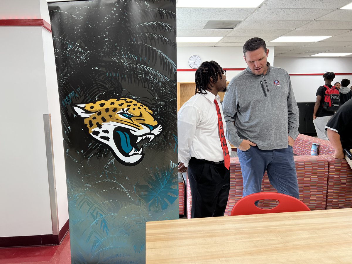 Extreme Networks on Twitter: "Today, NFL Legend @TonyBoselli met with students at Baldwin Middle ...