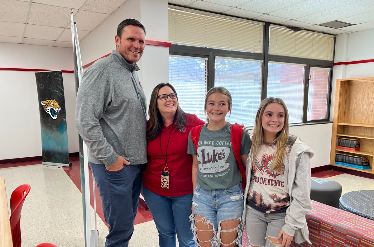 Extreme Networks on Twitter: "Today, NFL Legend @TonyBoselli met with students at Baldwin Middle ...