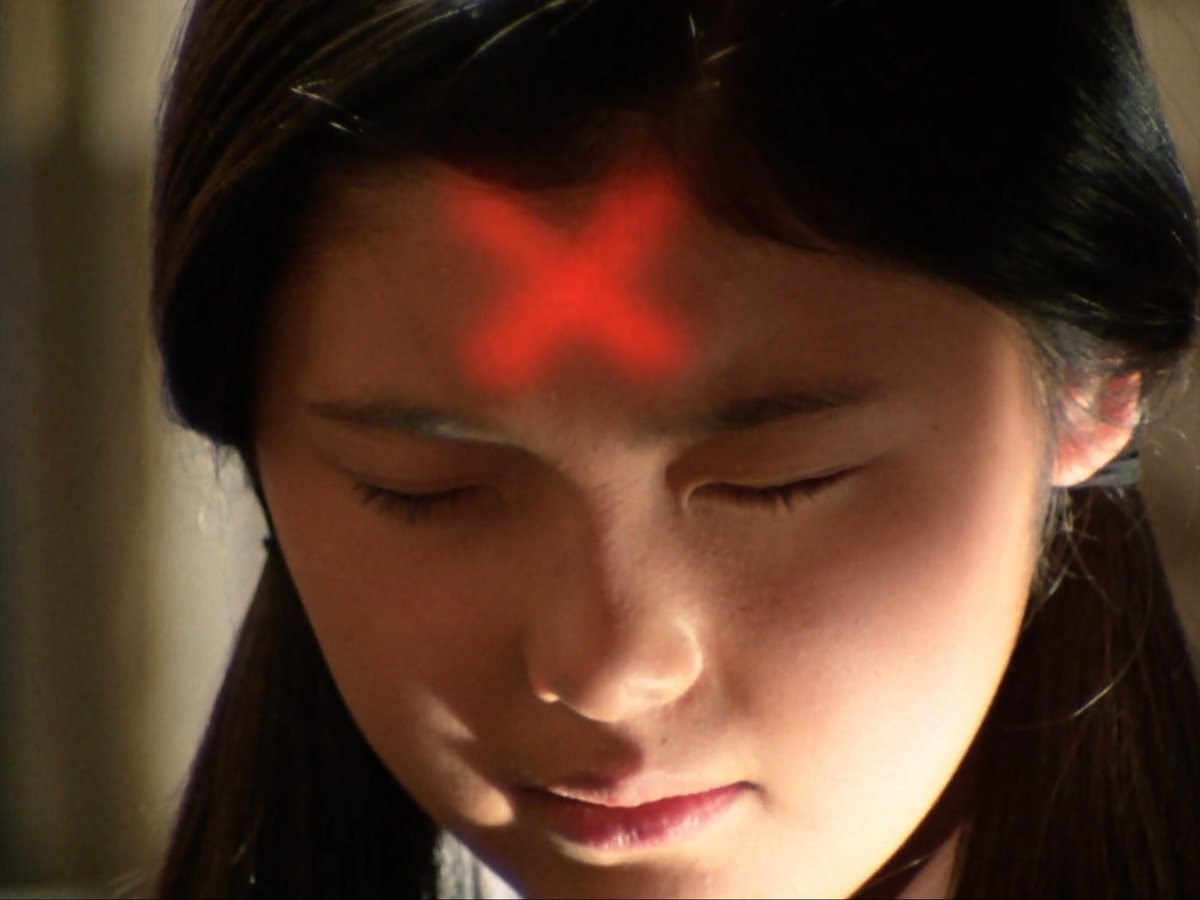 White_ant_command（白アリコマンド） on Twitter: "有難うございます！！ 本当に気付いていないことばかり…。 スカイ10話と26話の先生役は存じていましたが ...