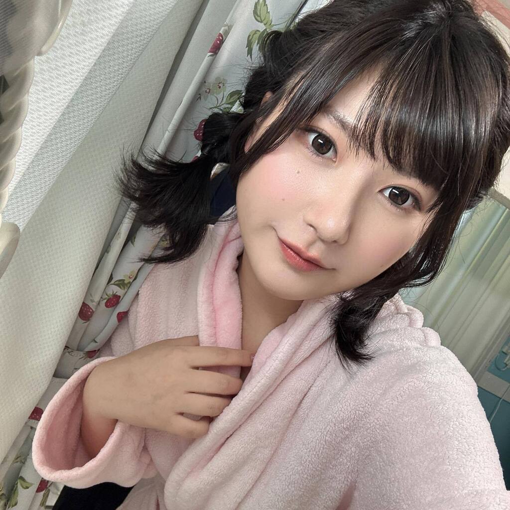 LINX@AVプロダクション on Twitter: "RT @akari_nonoka: メイクガモレモレな日💓 #メイク #有加里ののか https://instagr.am/p ...