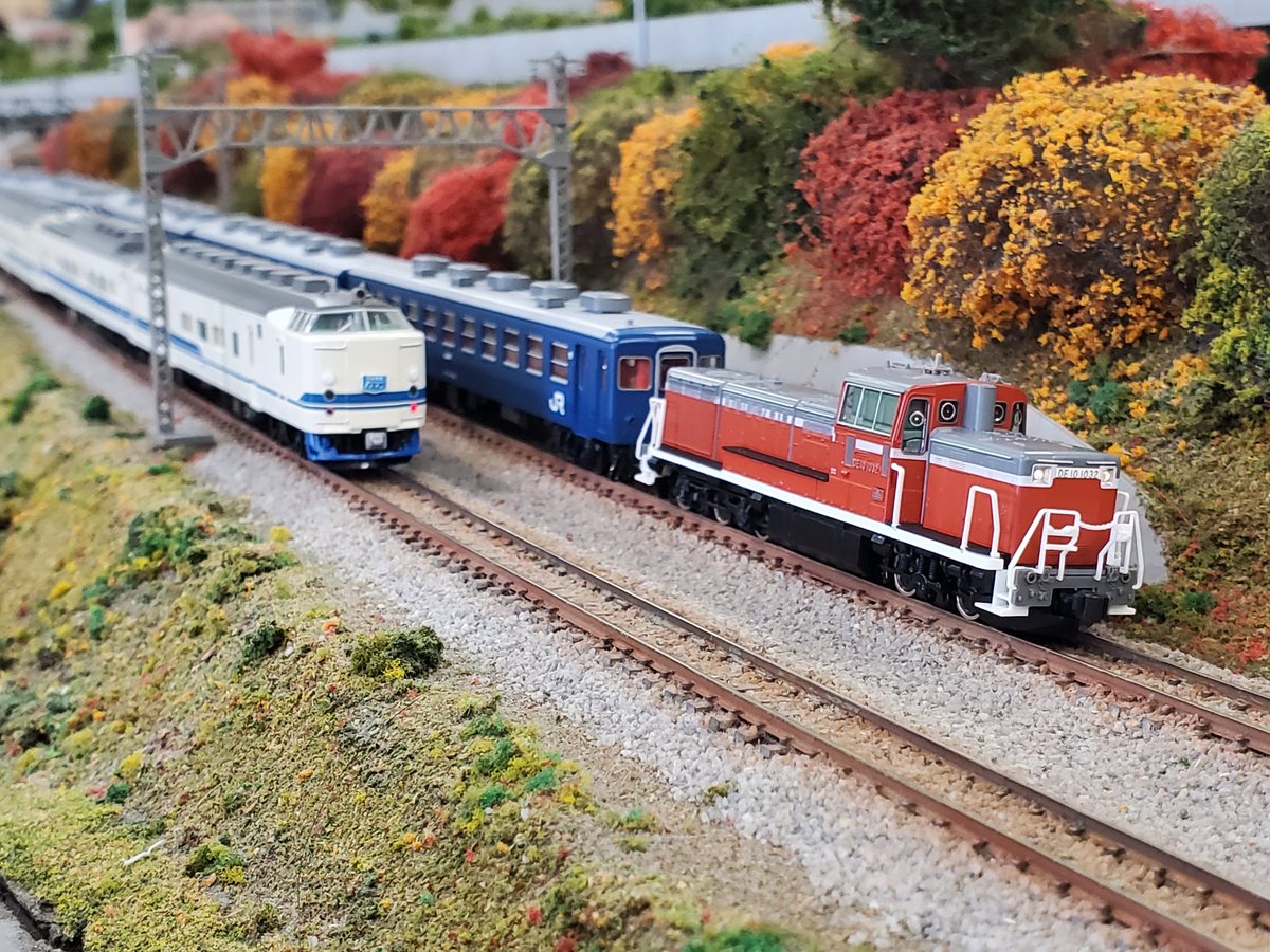 JOY鉄 on Twitter: "12系1000番台七尾線仕様と419系のすれ違いはイチオシです。他は東富山行き初代高岡色キハ45、EF81牽引のわくわく団らんなどです。"