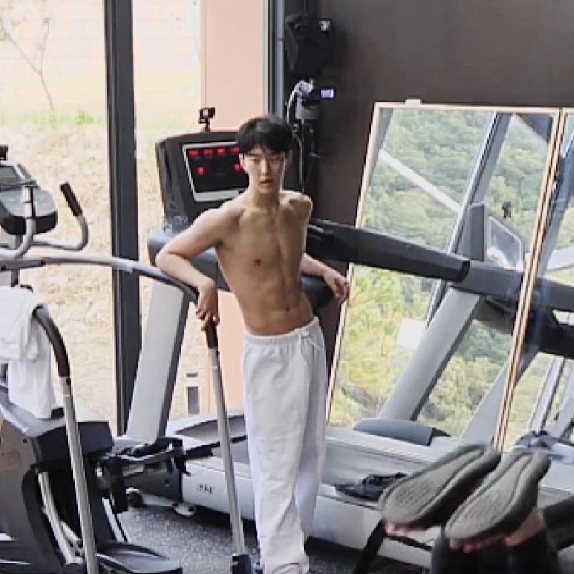 mi원우지💜 on Twitter: "literally on the 1st episode....soonchan??! https://t.co/zoIEi5qOyH" / Twitter