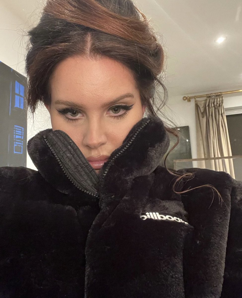 Gorgeous On Twitter لانا ديل راي في أحدث ظهور 😍🖤