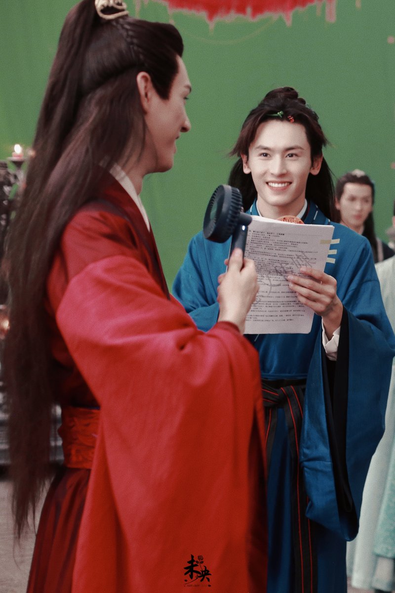 Zhang Zhehan o'Clock on Twitter: "#ZhangZhehan #张哲瀚 #GongJun #龚俊 #LLD #俊哲 #浪浪钉"