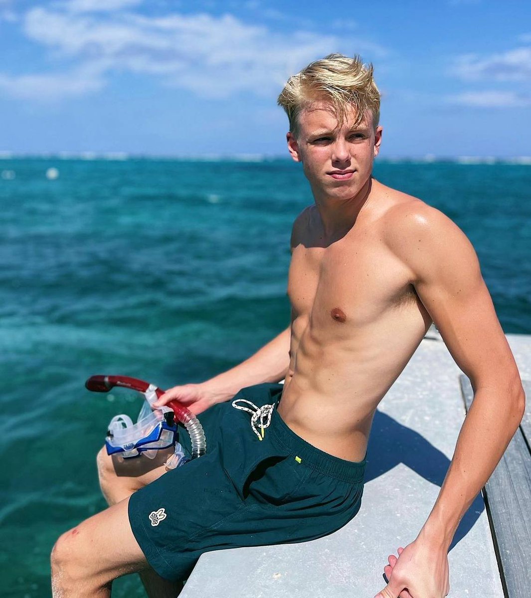 Darth Lustful on Twitter: "Slutty Carson = Best Carson"