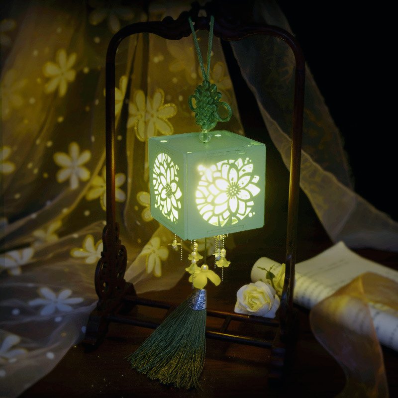 실버의 기묘한 상점 on Twitter: "RT @SySliver: 동양풍 등불 * 직접 만들어야하는 상품입니다. * 5종류입니다. * 가격 : 5천원 * 입고 후 가격이 ...