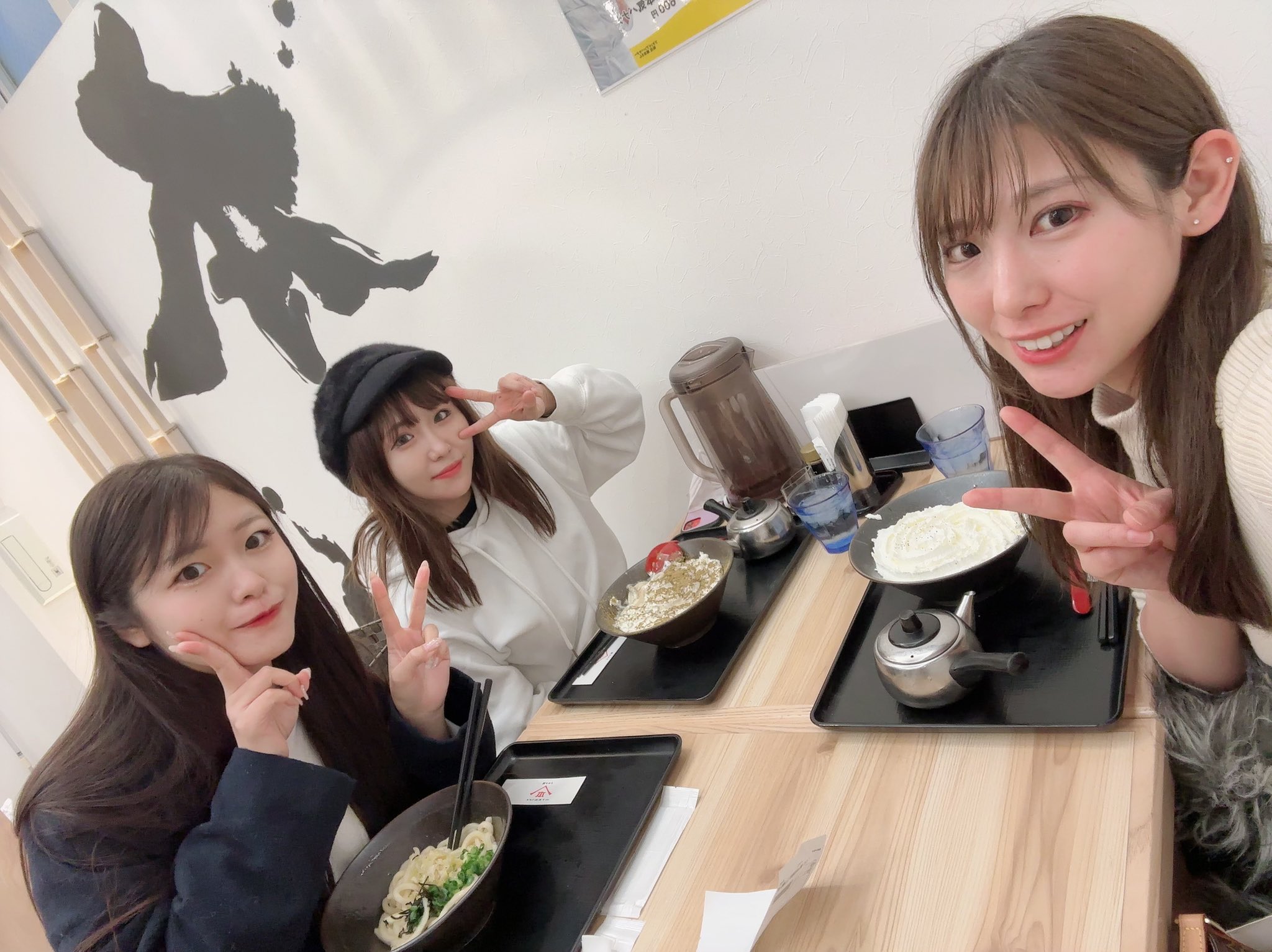 市川じゅな【墨田区議会議員選挙立候補】 on Twitter: "江戸川区のほのかちゃんとレッスン終わりに3人でご飯😌💓 ふわふわおうどん🤍🤍🤍 @sjj48_honoka ...