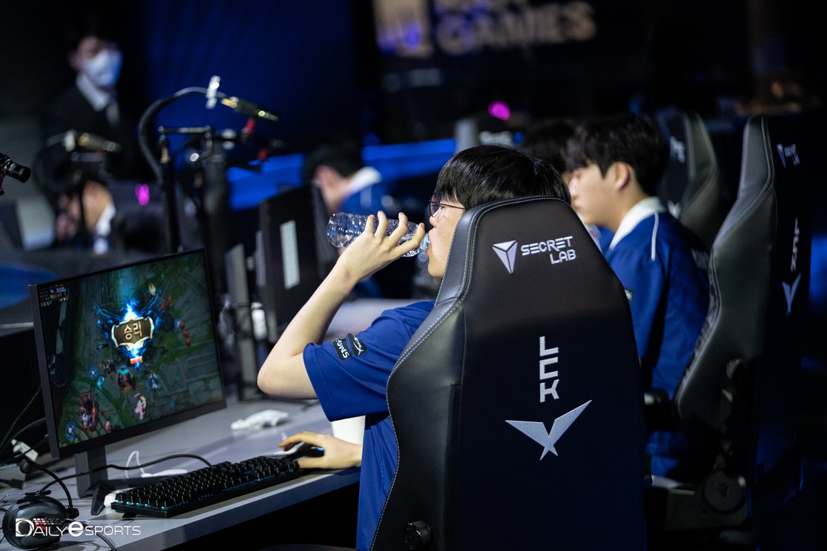 Win #LoL #LCK @LCK .@DRXGlobal @Rascal_LOL1 #lol #lck kenzi @kenzi131