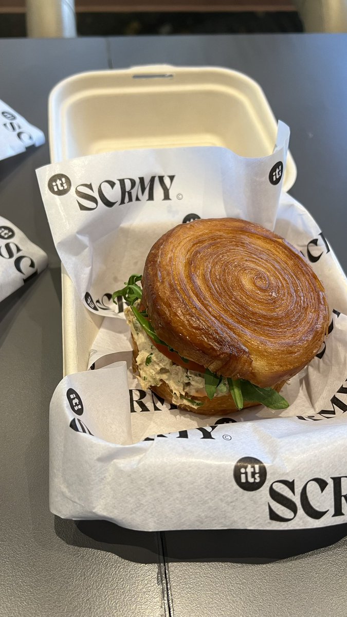 SCRMY 🌸💗 أجدد بيكري ومطعم إفطار في حق العقيق الديكور و الأكل ولا غلطة 👍 ...