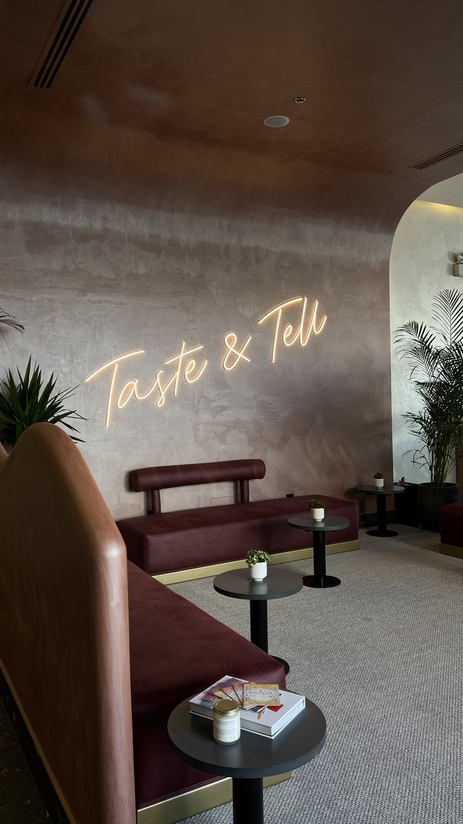 SCRMY 🌸💗 أجدد بيكري ومطعم إفطار في حق العقيق الديكور و الأكل ولا غلطة 👍 ...