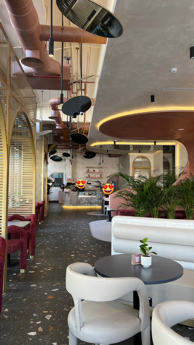 SCRMY 🌸💗 أجدد بيكري ومطعم إفطار في حق العقيق الديكور و الأكل ولا غلطة 👍 ...