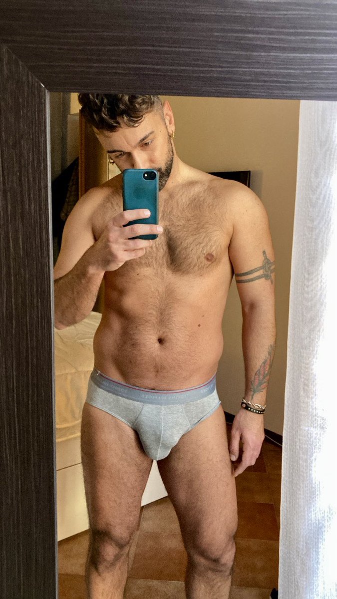 GayAmateursProd (55K) on Twitter: "RT @AndreaOgheri1: Buona Domenica 😇 Che fate? https ...