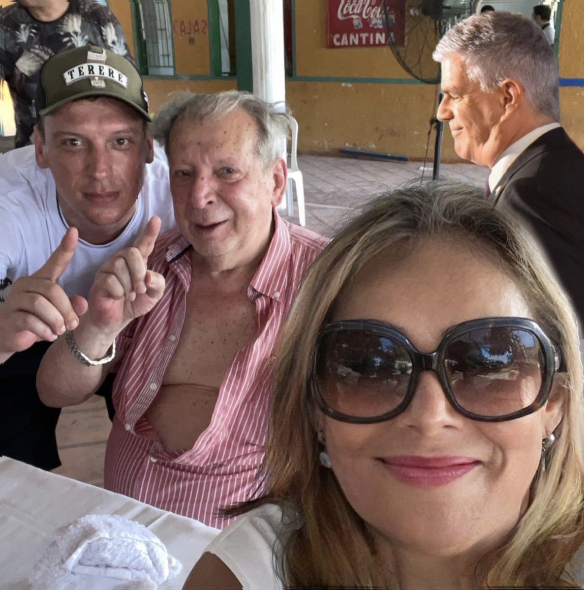 Kike Gamarra on Twitter: "Feliz domingo!"