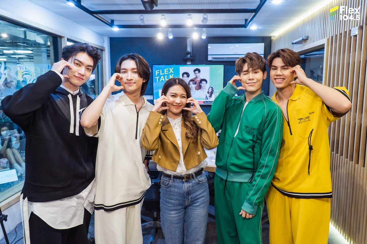 BossChaikamon.Official on Twitter: "RT @Flex_Connect: FJ เฟิร์น และ “บอส-โนอึล-ฟอร์ด-พีท ...