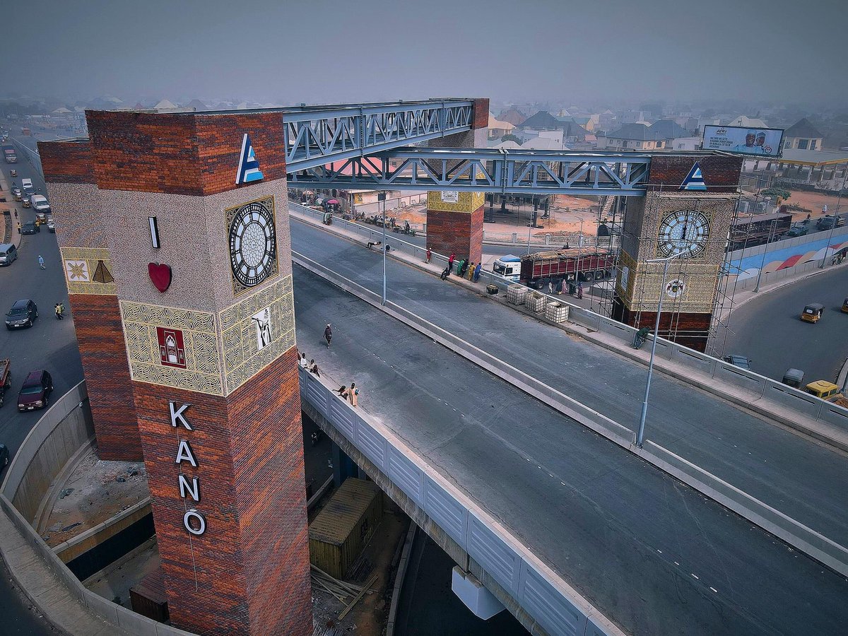 Muhammadu Buhari 3-Layer Interchange in Hotoro NNPC Roundabout ...