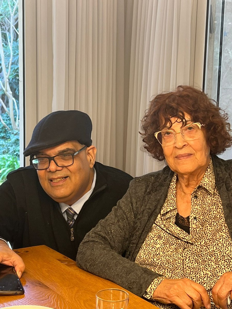 جاي معيان Guy Maayan on Twitter: "مع صديقتي الغالية نادية كوهين أرملة الجاسوس الإسرائيلي، الشهيد ...