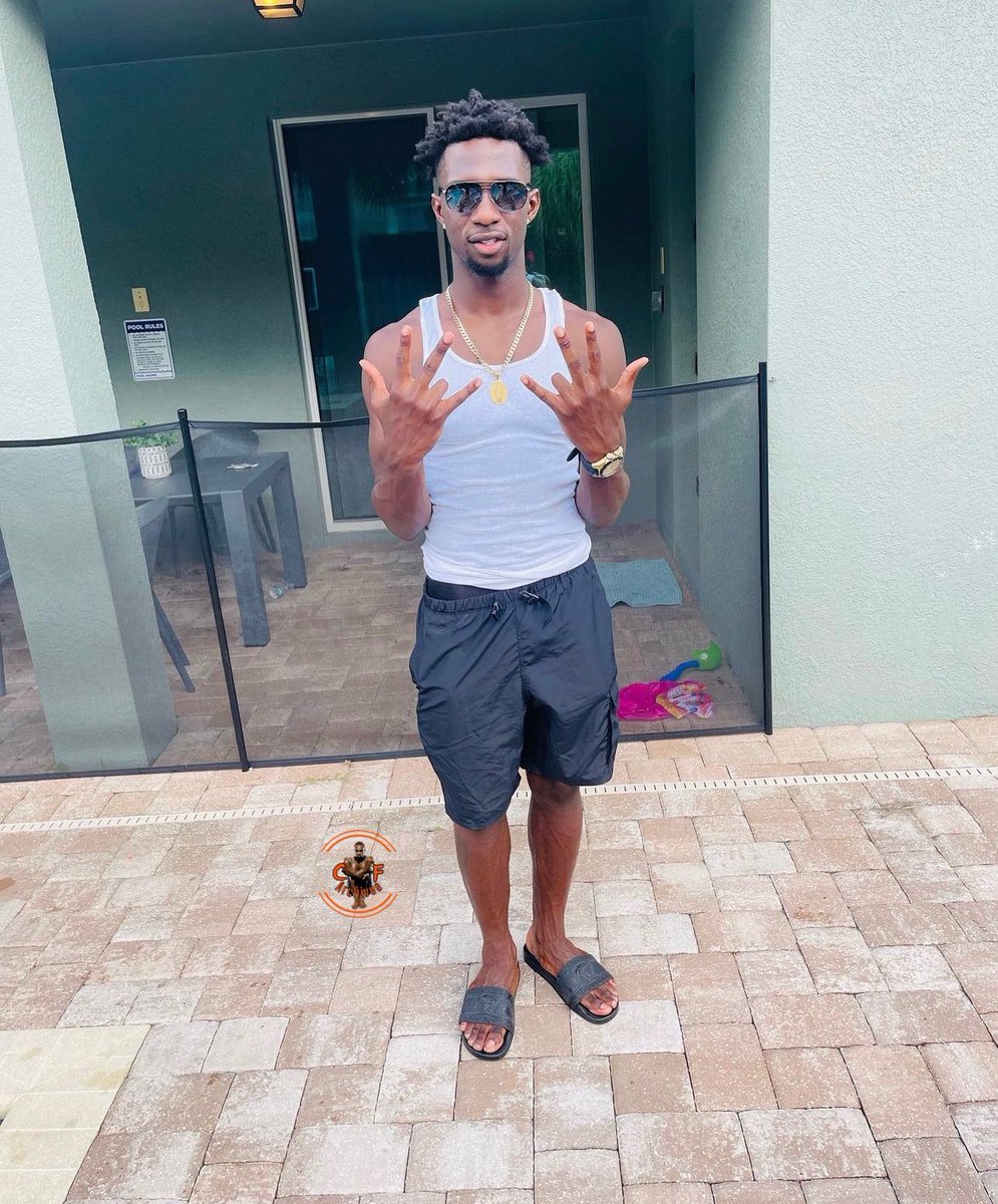 CelebFeetArchives on Twitter: "Kerby Joseph #cfakerbyjoseph"