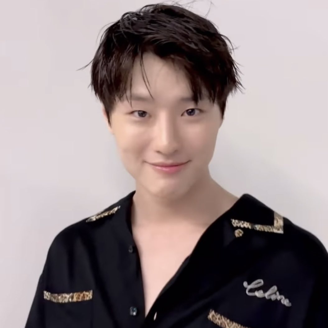 On Twitter Cutie 🧸