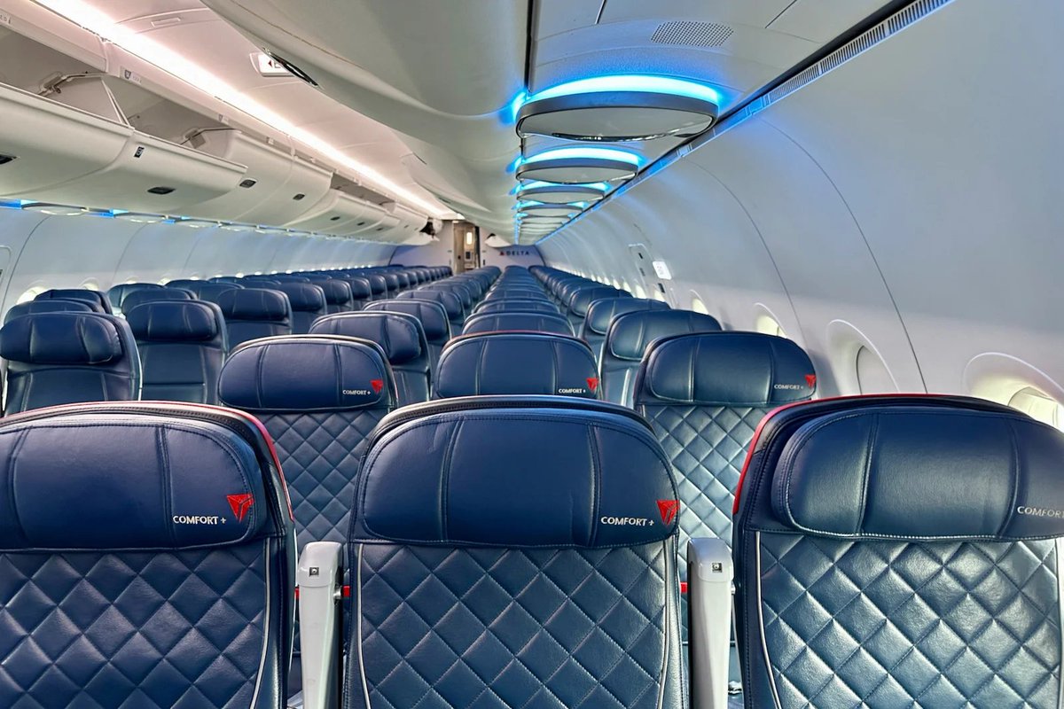 Airbus A319 Interior