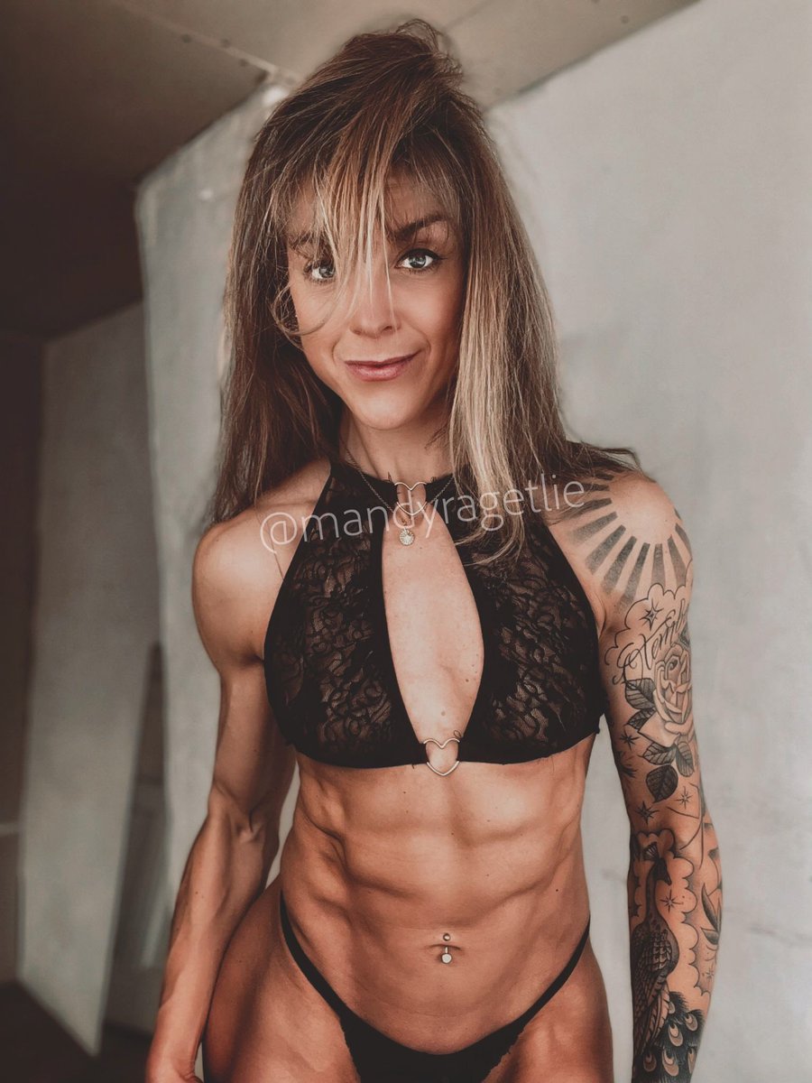 Female Muscle Fan💪 on Twitter: "RT @MandyRagetlie: Happy Tuesday💋 Link in bio for more 😈 ...
