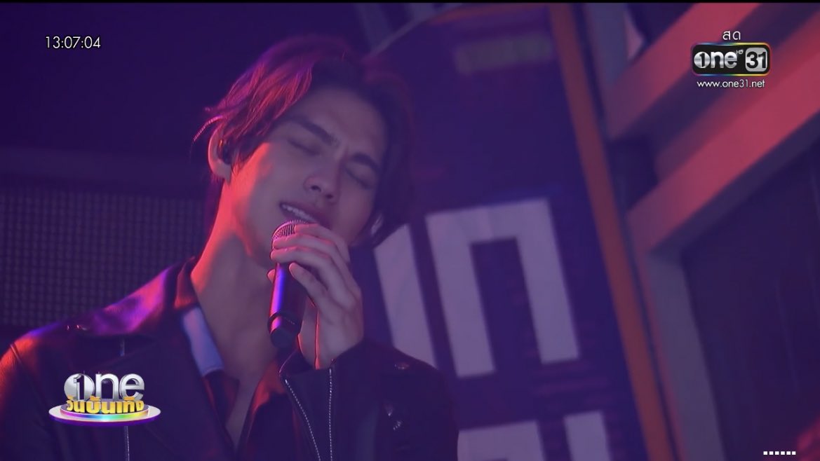 Tazza•☮️ᥫᩣ🔆🙂• on Twitter: "RT @Aimmi_ii: อห…หล่อชิปหายยยยย Bright MyEcstasy # ...