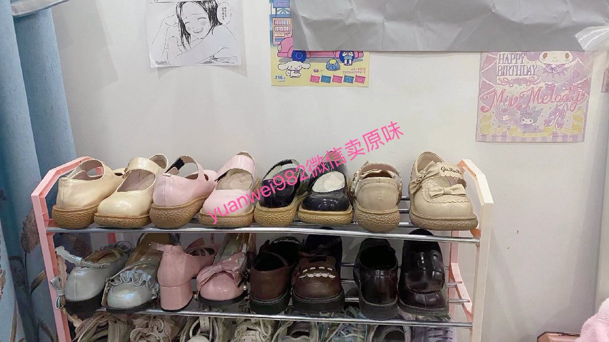酸酸味的香女孩 On Twitter 同事的鞋子袜子也很酸,下次可以偷偷帮你拿 原味袜子 原味内裤 原味内衣 丝袜