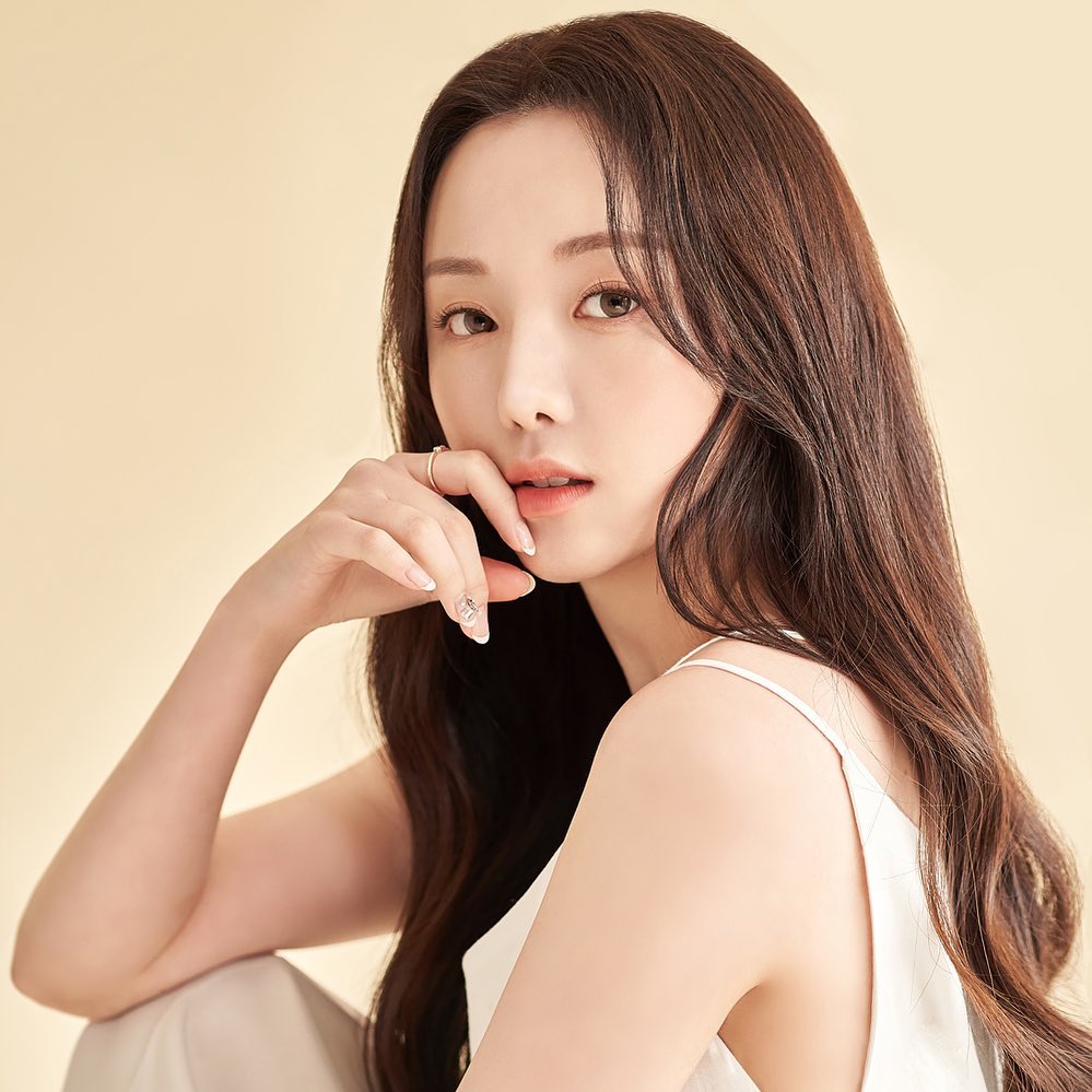 zzz on Twitter: "230213 popstudiokr instagram https://instagram.com/p ...