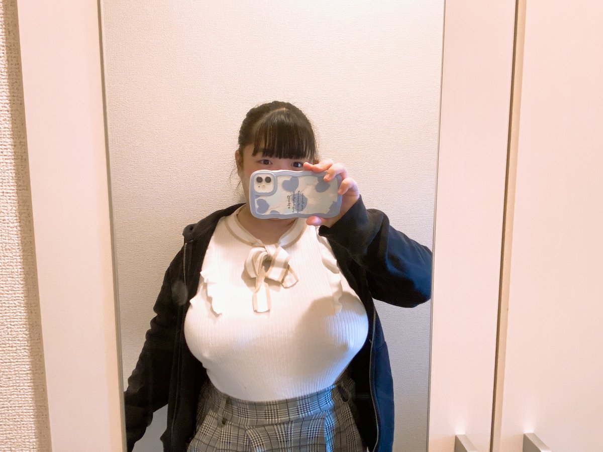 Kanon@Lcup_Bigtits on Twitter: "😊"