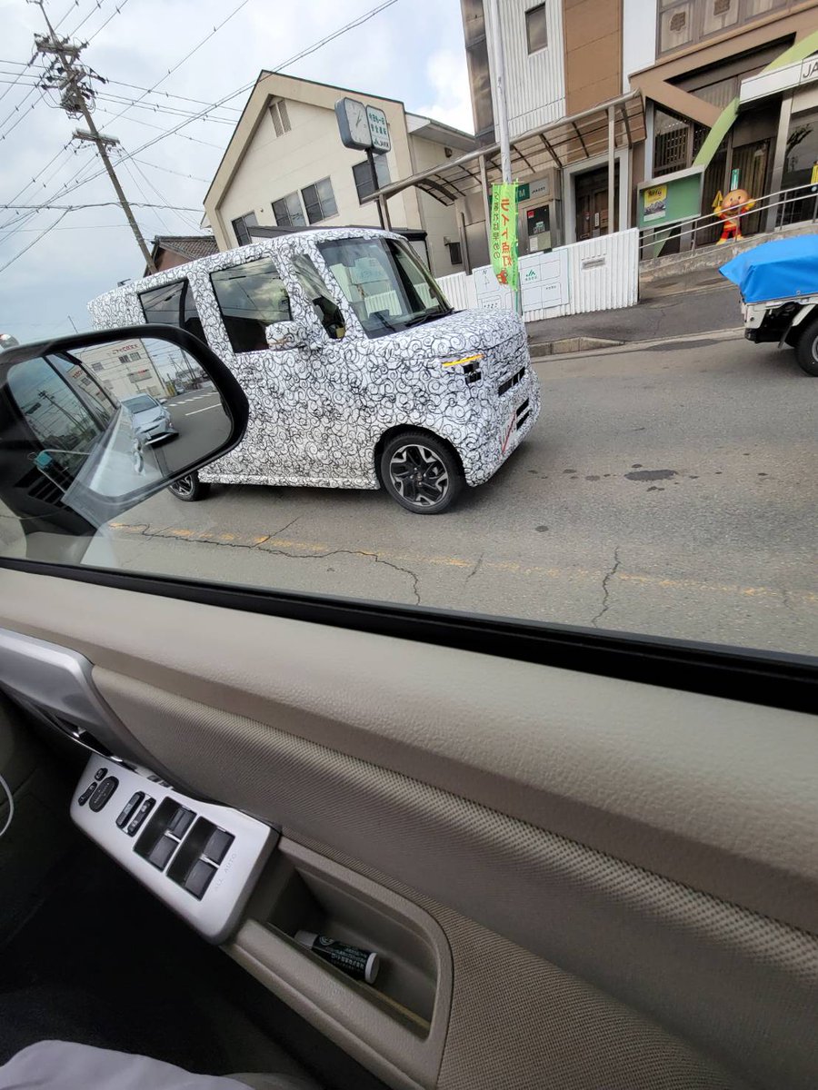 かわいらしさ満点の『N-BOXカスタム』が登場！ホンダの新型車に期待高まる！ : ワイワイ車ちゃんねる