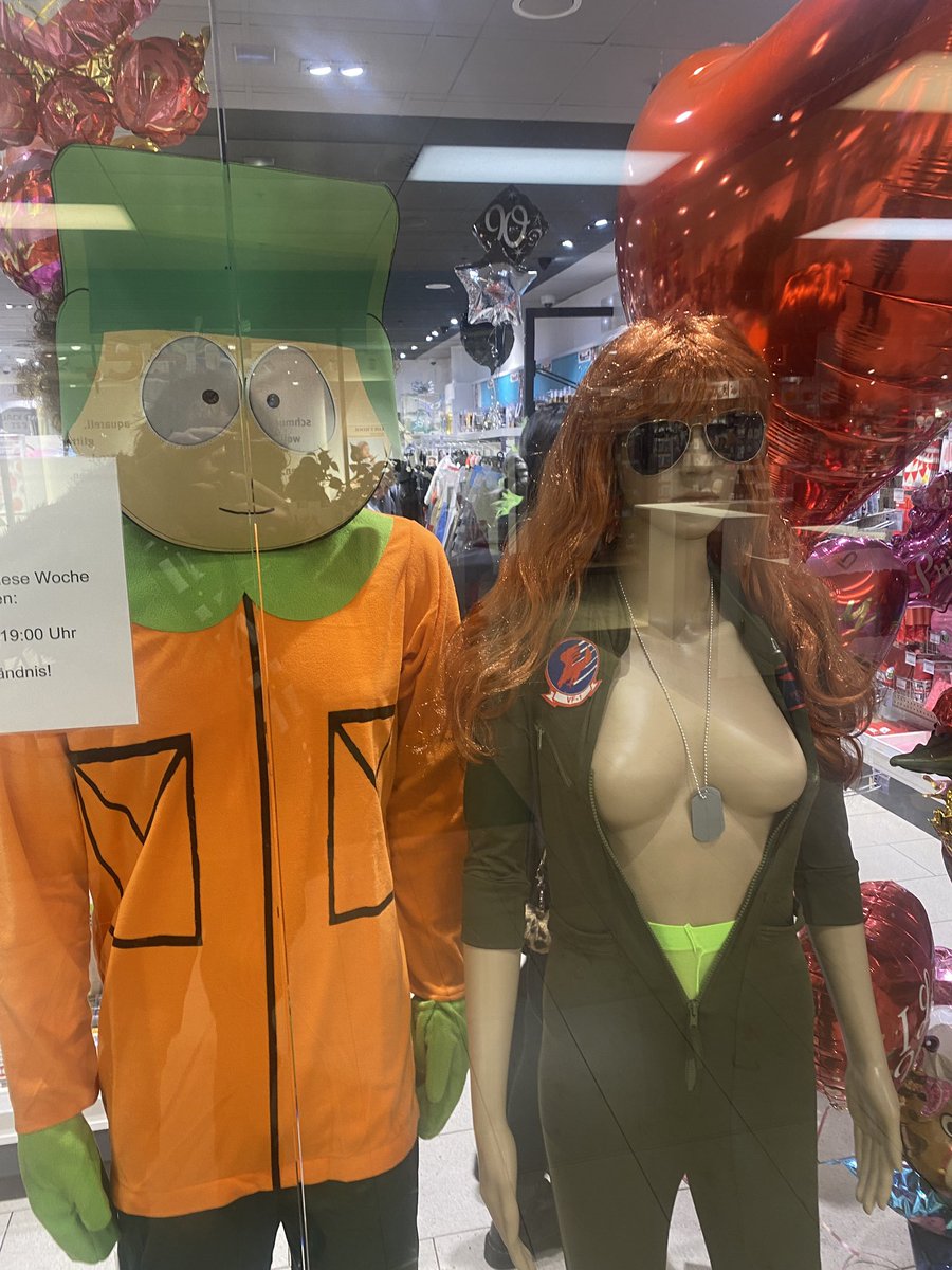 Scribbles to Screen on Twitter: "I was just walking through a shopping mall in Germany, not ...