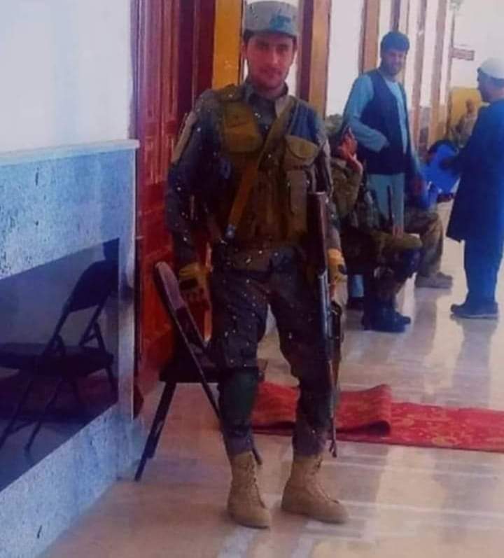 عمر افغان umar afghan on Twitter: "څوک يه پيژني واچوئ جواب https://t.co/40QQg2AXQZ" / Twitter