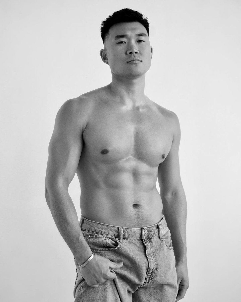 Fit Famous Males on Twitter: "Joshua Kim 😍🔥"