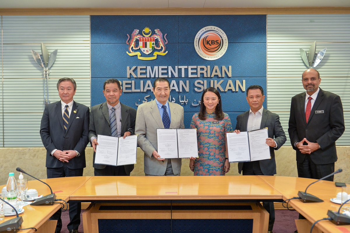 KBSMalaysia on Twitter: "Putrajaya, 13 Feb 2023 - YB @hannahyeoh , Menteri Belia dan Sukan ...