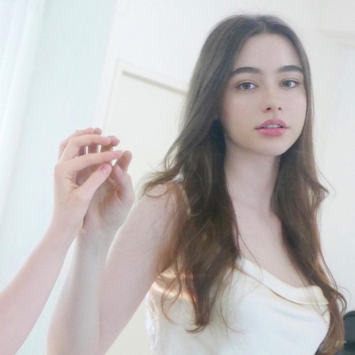 Dasha Taran IG: https://t.co/kA6x7uD8MT Bio Link: https://t.co/gcsLolrld3 #Girl #Photography # ...