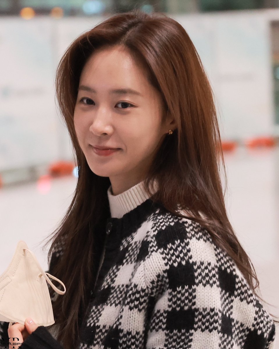화수은화 on Twitter: "RT @KwonYuriMY: 230214 | SNSD #YURI ICN ️ #권유리 #KwonYuri #유리 #소녀시대"