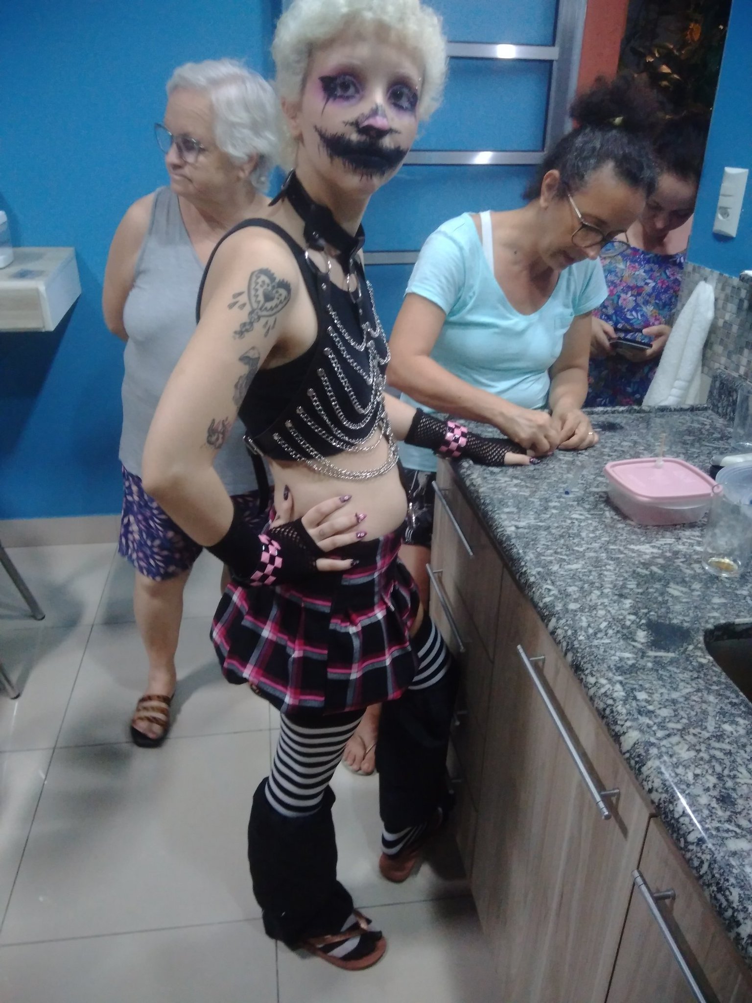 emos em contextos nada a ver on Twitter: "https://t.co/QArYuFa9rn" / Twitter