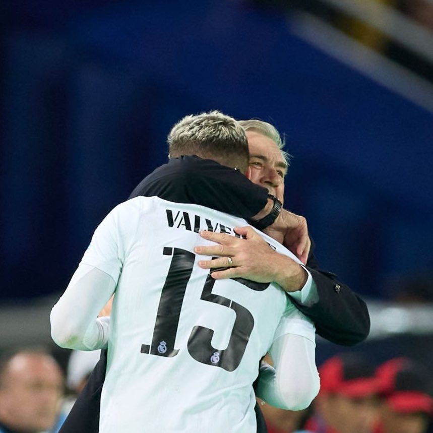 📝 | STANDING ON THE SHOULDERS OF GIANTS How Real Madrid is preparing to ...