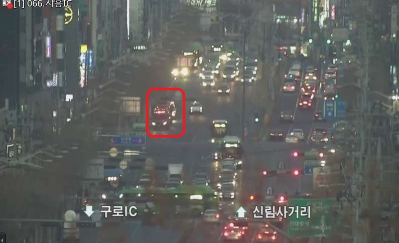 Seoul TOPIS on Twitter: "[18:15] 남부순환로 (봉림교 → 난곡사거리) 화재관련작업으로 5차로 부분통제되고 있습니다. 구간 주의운행하세요.(화재-서울 ...