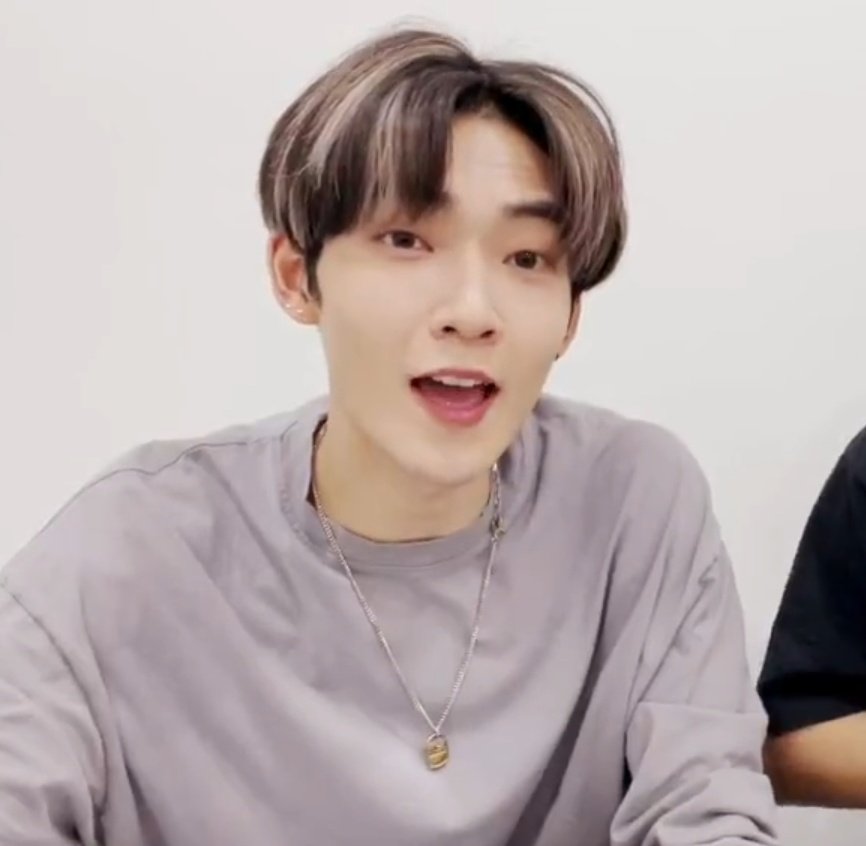 marce🧃 on Twitter: "RT @KVNFEED: this eric sohn with this kevin moon"