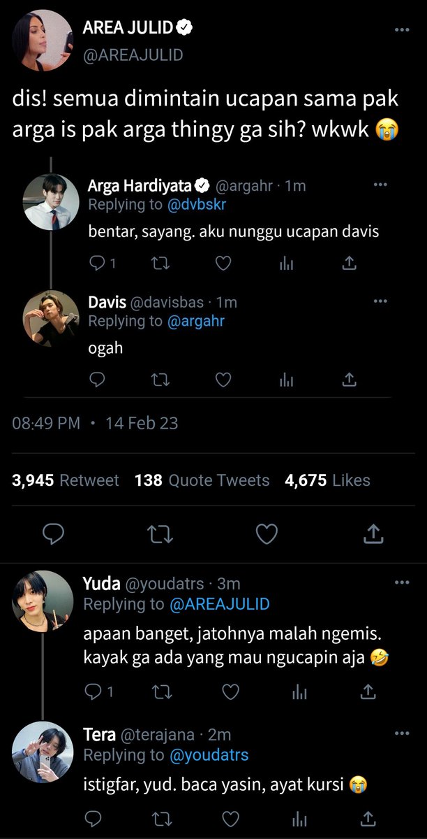 jaehyun's wife🐷 on Twitter: "G mau komen takut disemprot😭 selamat ultah pak arga🙏🏻"