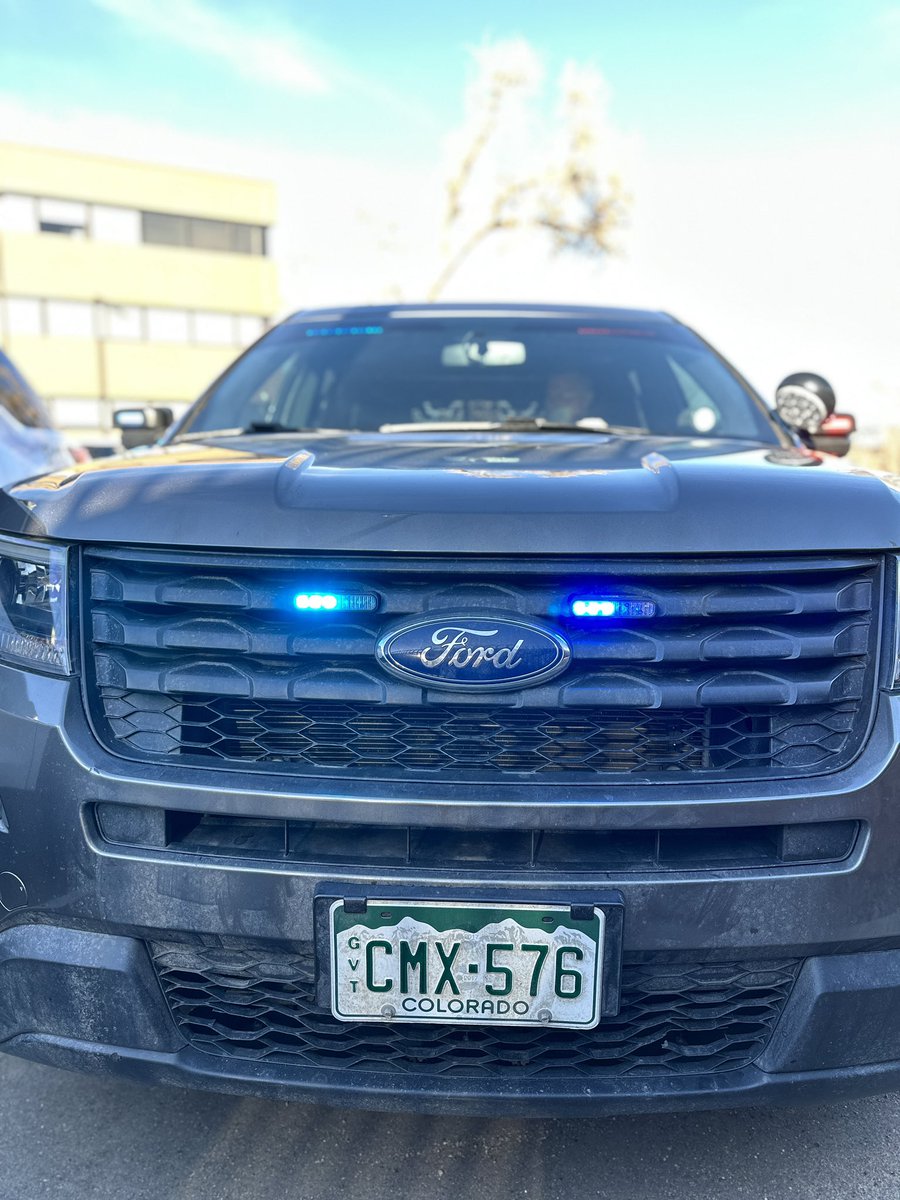 Aurora Police Dept On Twitter Roses Are Red Our Police Lights Are