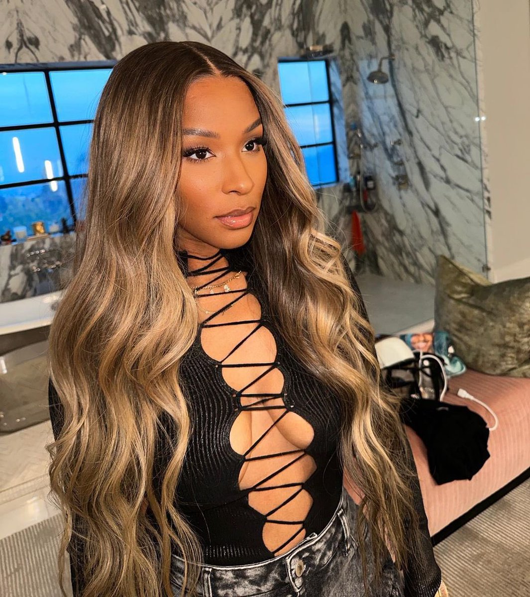 Bronupdates On Twitter Savannah James Is Top Tier 😍