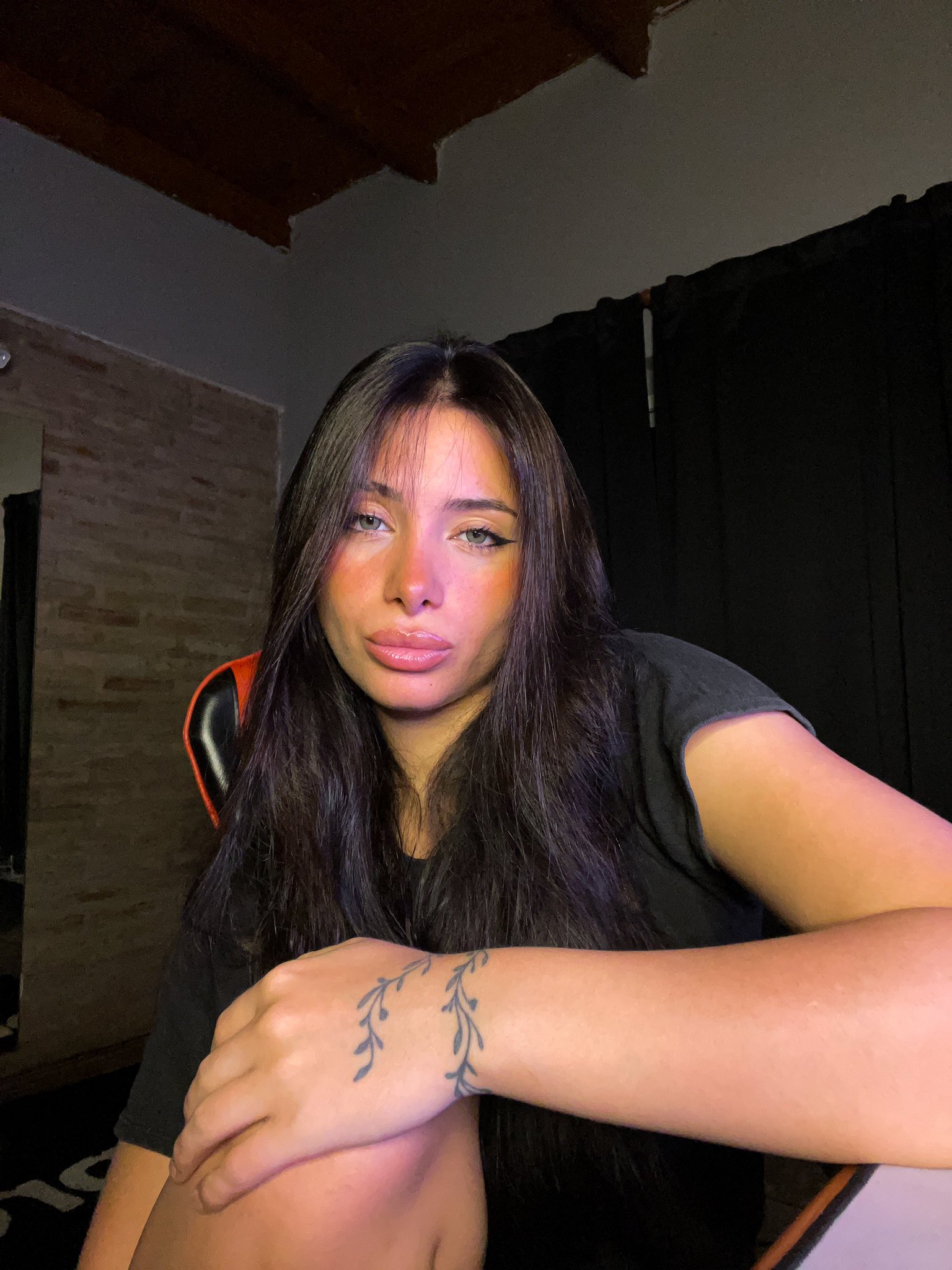 yuls on Twitter: "mami, yo te gusto porque soy un locotrón https://t.co/H4yu04nZJl" / Twitter