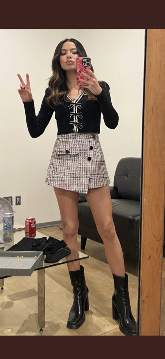 Miranda or Maddie Spend the night with ONE Nick J Fury @penny4ya