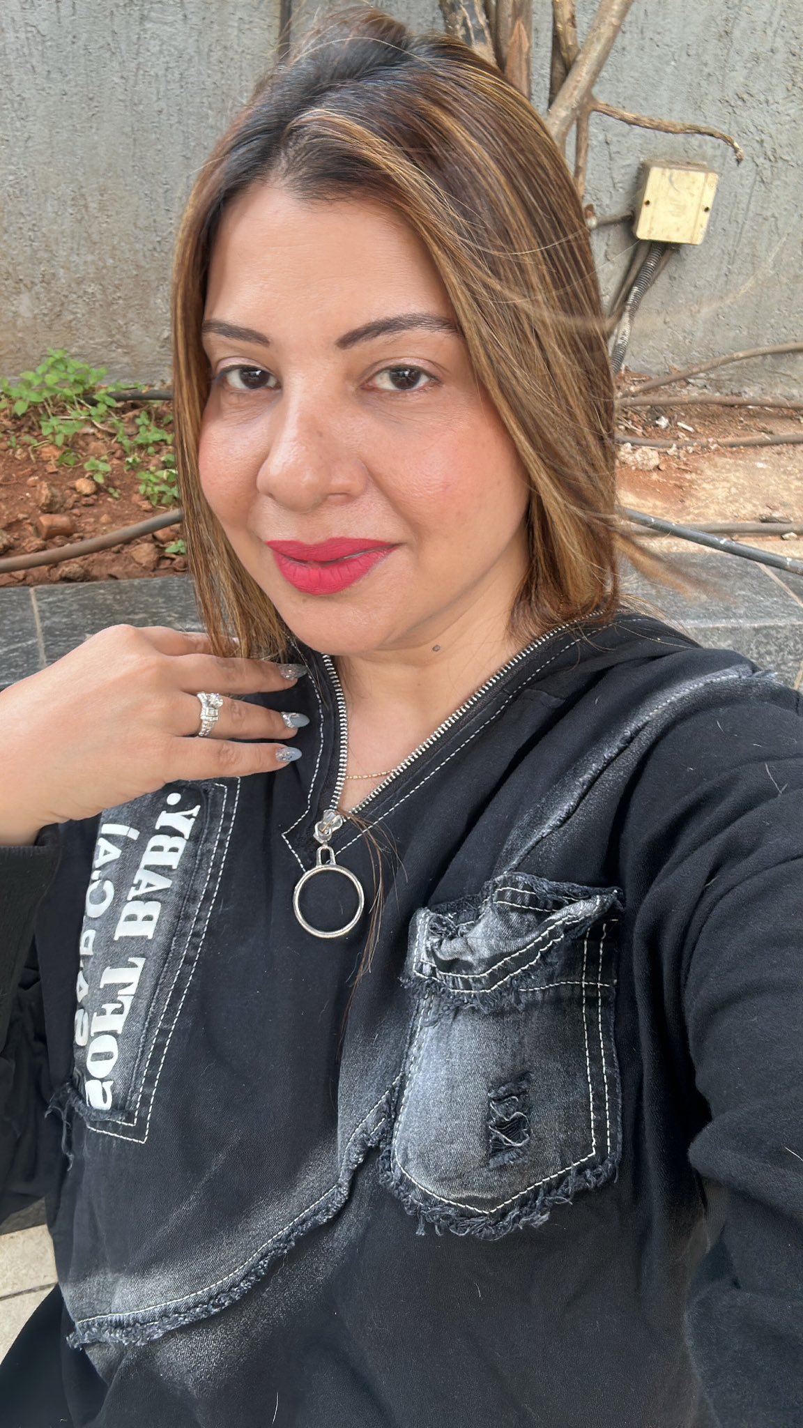 Sambhavna Seth on Twitter: "Really!!!! You Following me on Twitter @JohnCena 😻😻😻😻😻 https://t.co ...